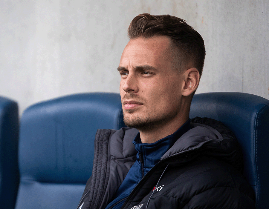 Huvudtränare Daniel Bäckström missar kvällens match - Sirius Fotboll